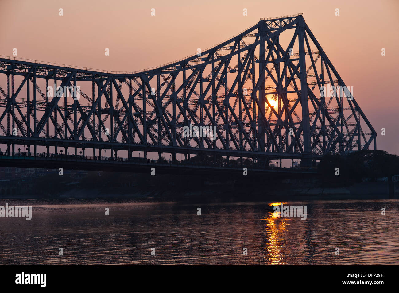Howrah bridge sunset hi-res stock photography and images - Alamy