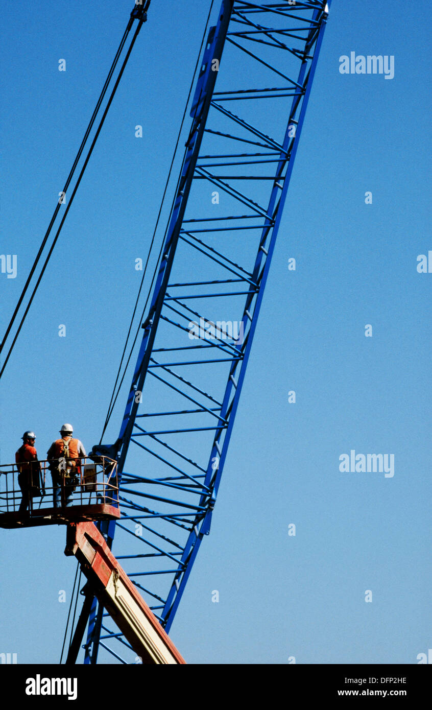 Manlift hi-res stock photography and images - Alamy