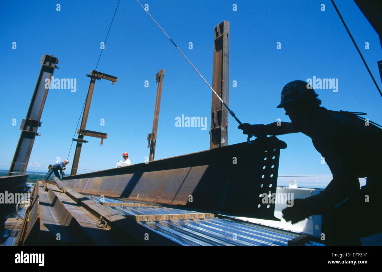 Moving steel beam. Esquire Plaza Building. Sacramento, California. USA ...
