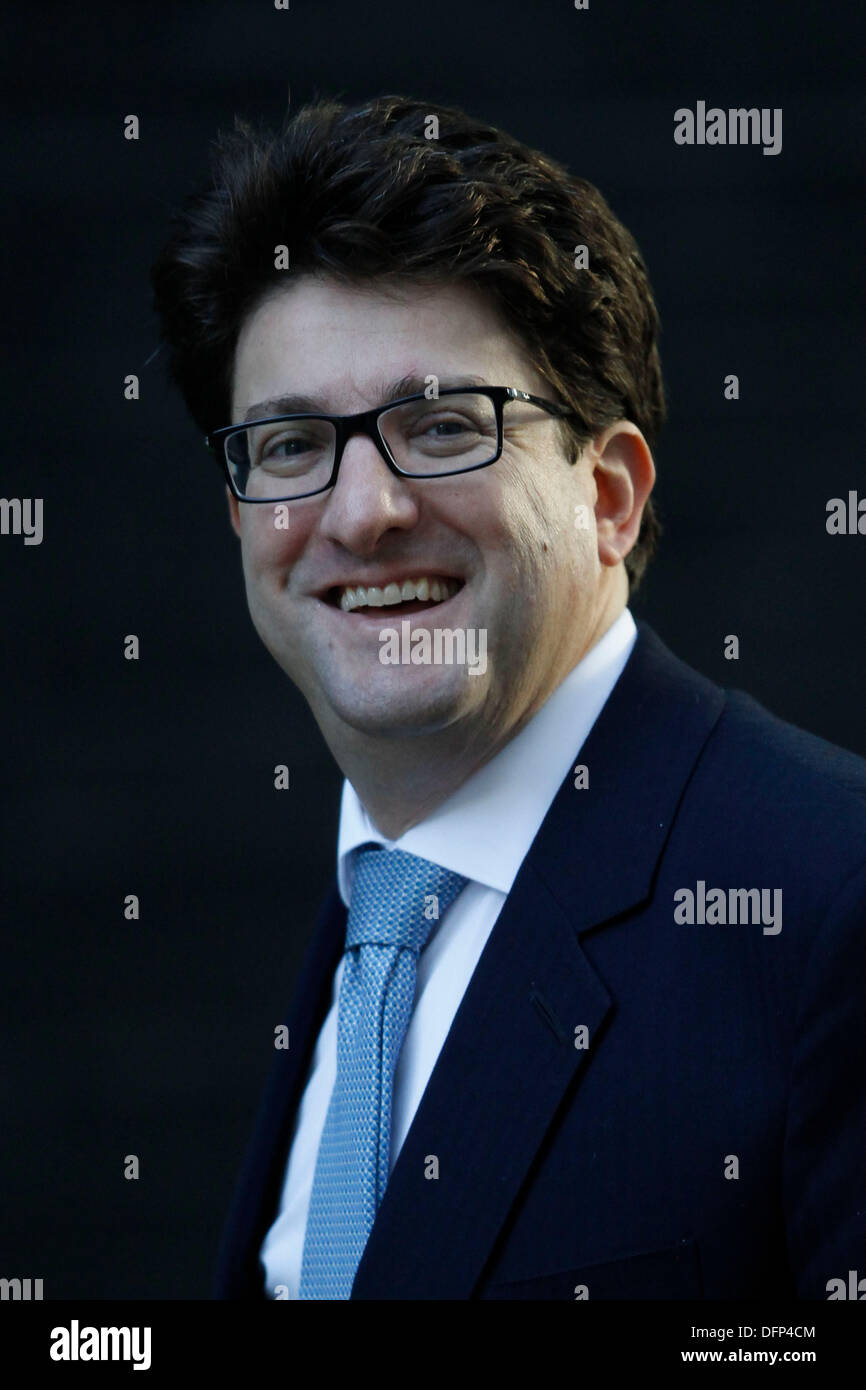 Lord feldman cabinet hi-res stock photography and images - Alamy