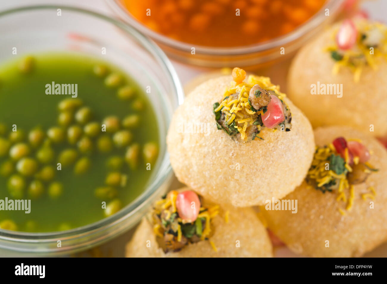 Paani puri hi-res stock photography and images - Alamy