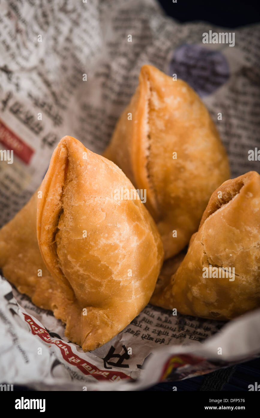 Wrapped objects in paper hi-res stock photography and images - Alamy