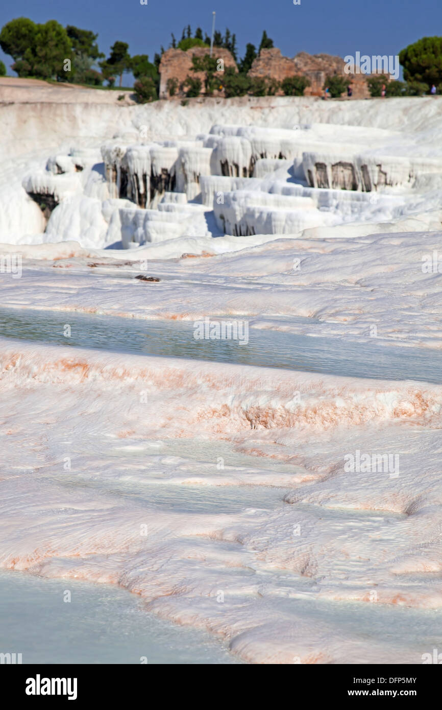 Calcium waterfalls Pamukkale Turkey Stock Photo - Alamy