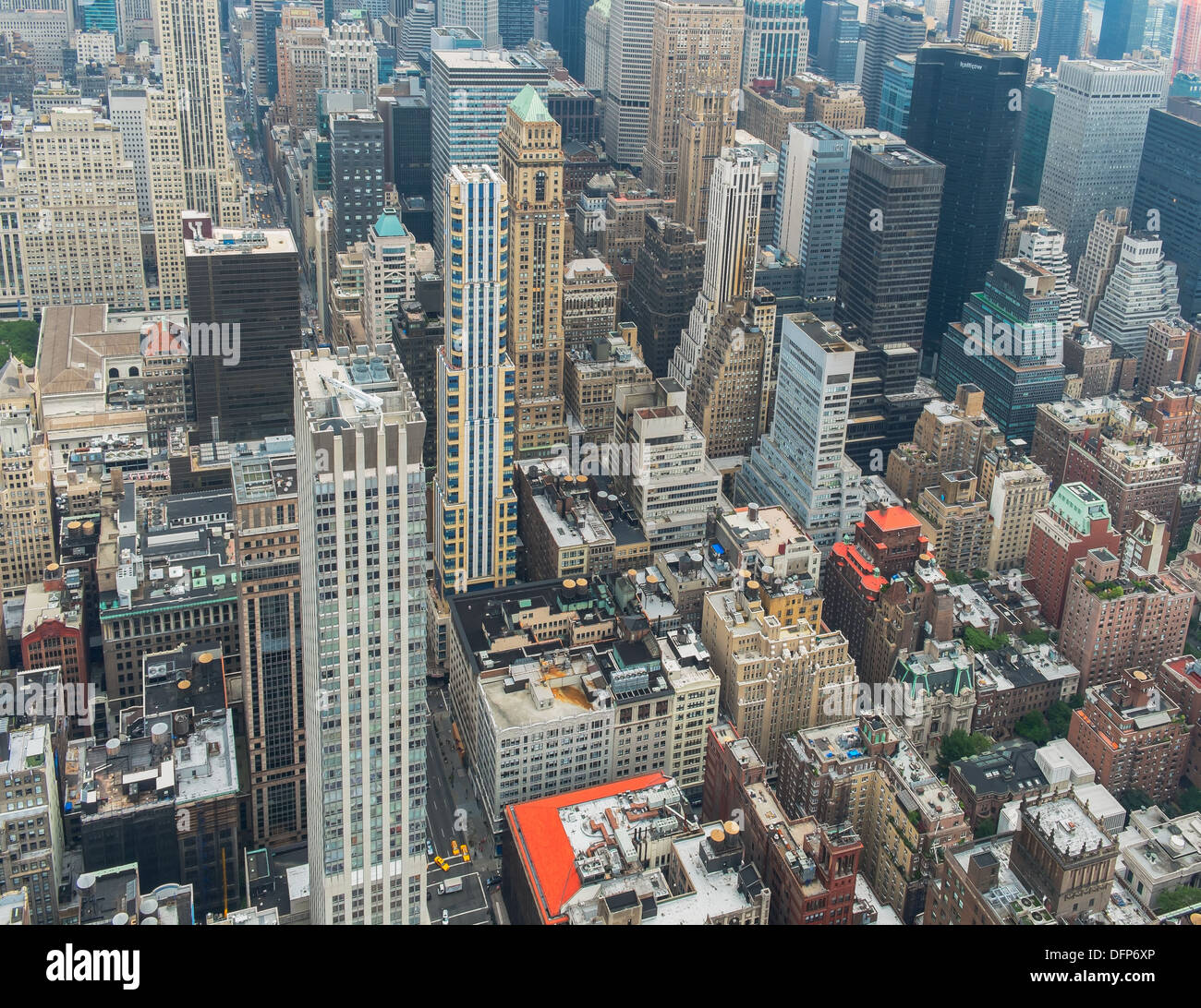 Mid town manhattan new york city hi-res stock photography and images ...