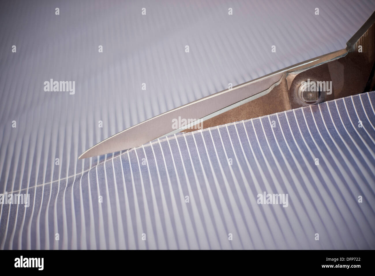 Hand fabric cutting hi-res stock photography and images - Alamy