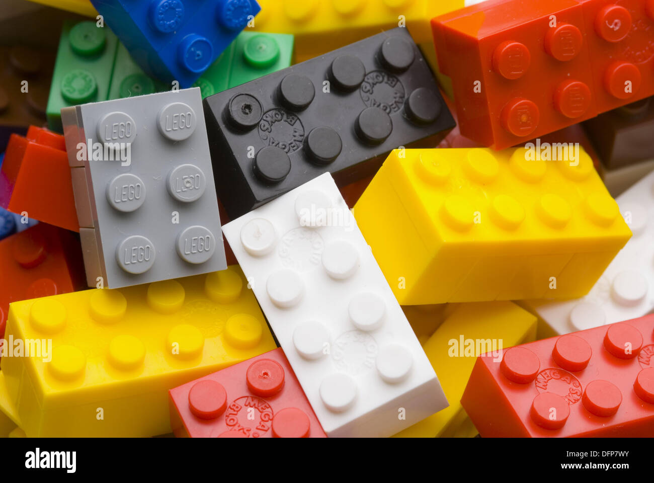 Coloured Lego Bricks Stock Photos & Coloured Lego Bricks Stock Images ...