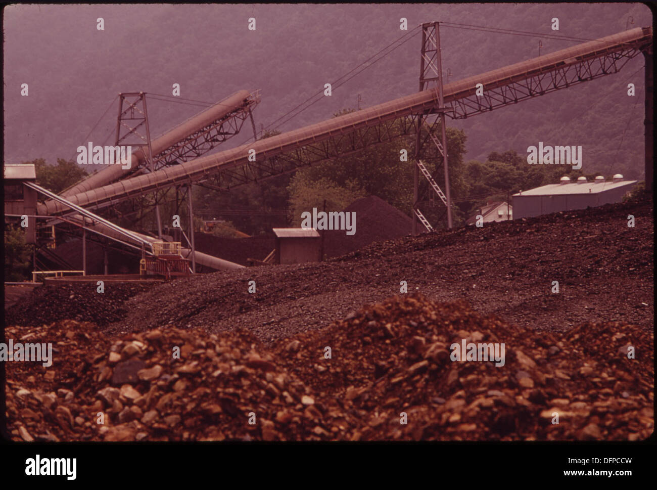 Slag pile hi-res stock photography and images - Alamy