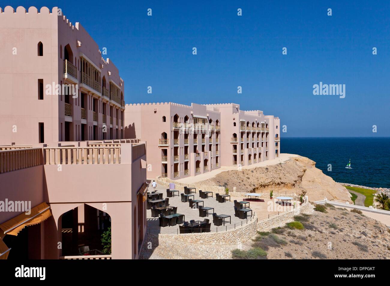 Shangri la resort and spa hi-res stock photography and images - Alamy