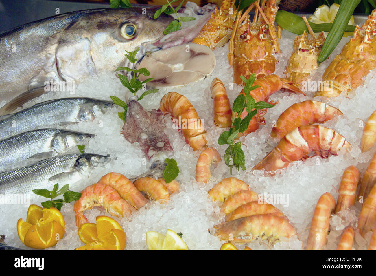 Greek seafood taverna hi-res stock photography and images - Alamy