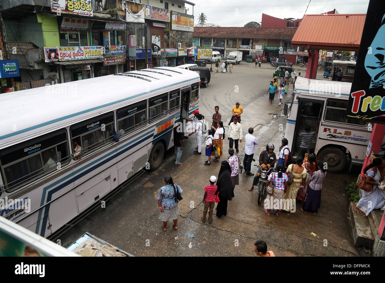 Bus station weligama sri lanka hi-res stock photography and images - Alamy
