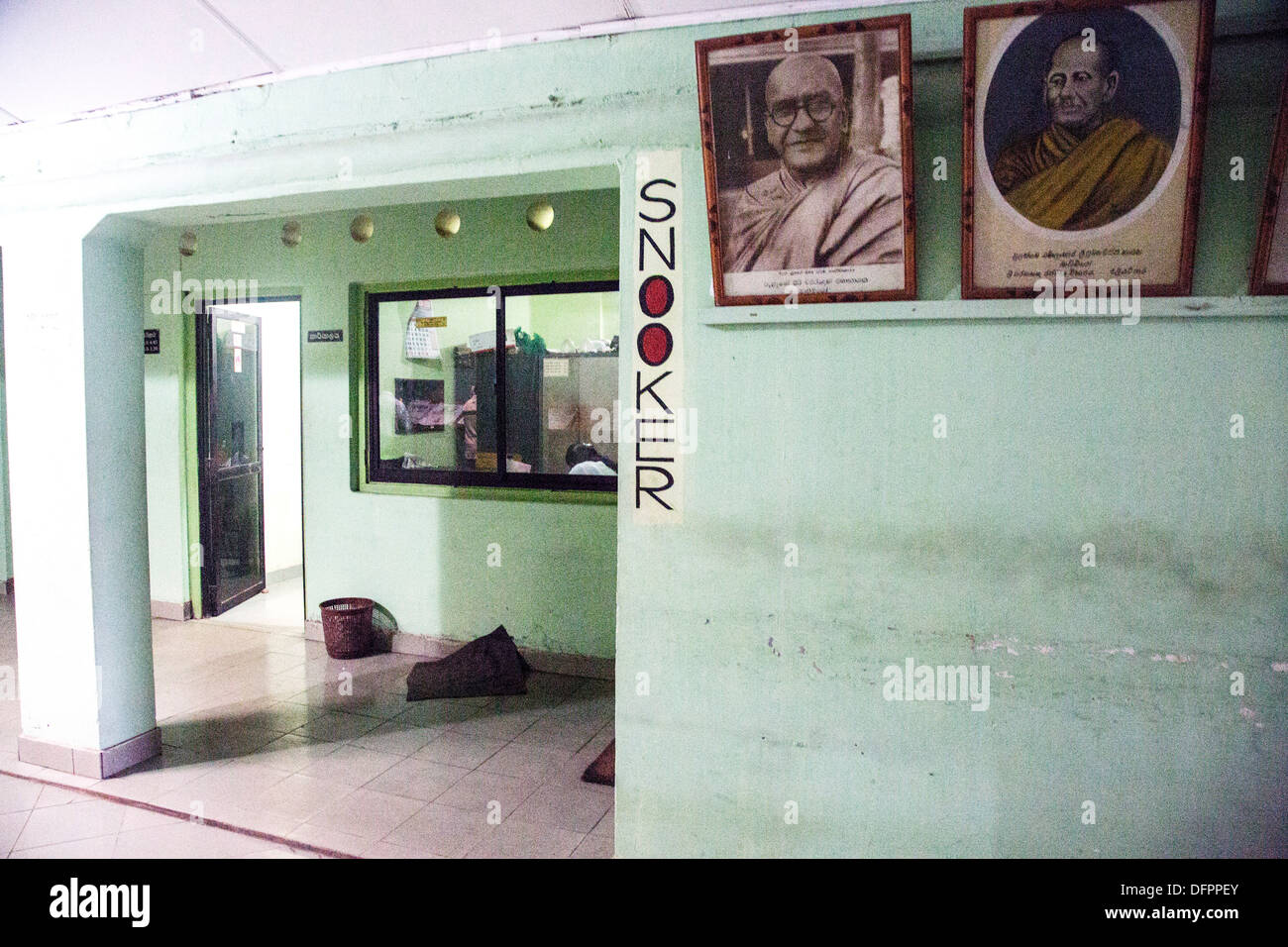 Snooker hall hi-res stock photography and images - Alamy