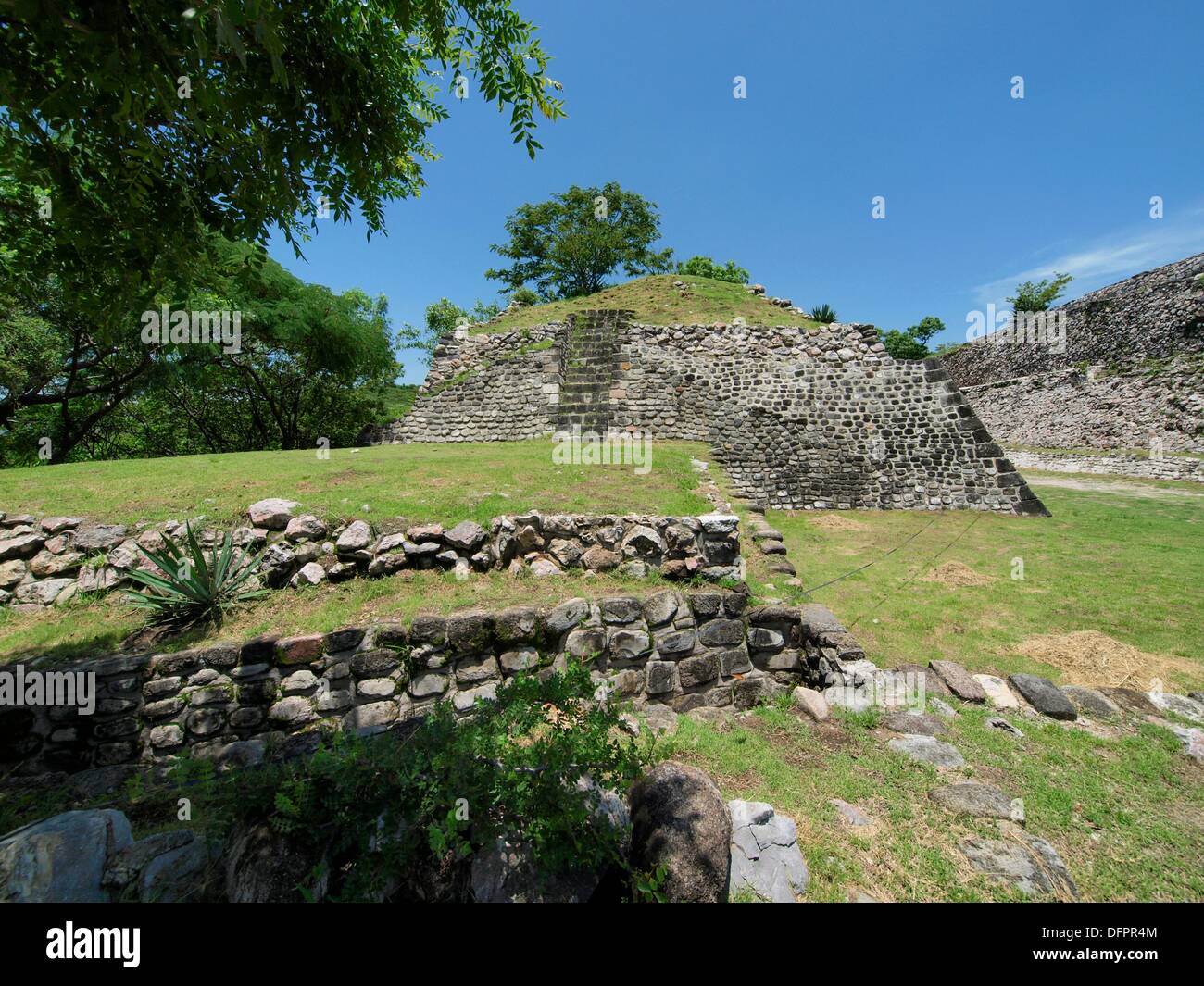 Xochicalco archaeological site hi-res stock photography and images - Alamy