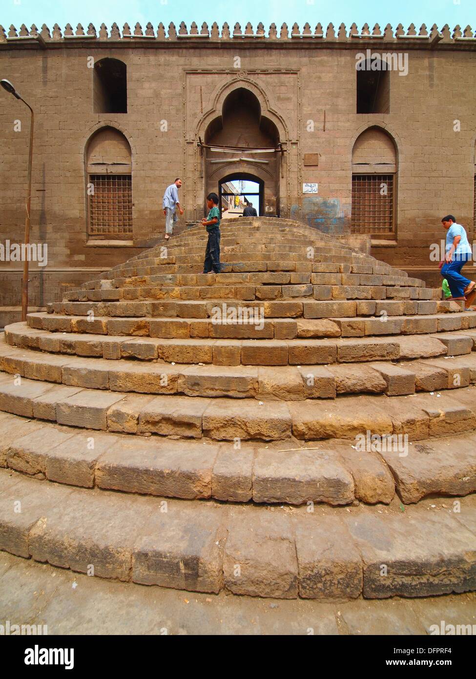 Mosque of Al Sayeda Safeia, Islamic Cairo, Egypt Stock Photo - Alamy