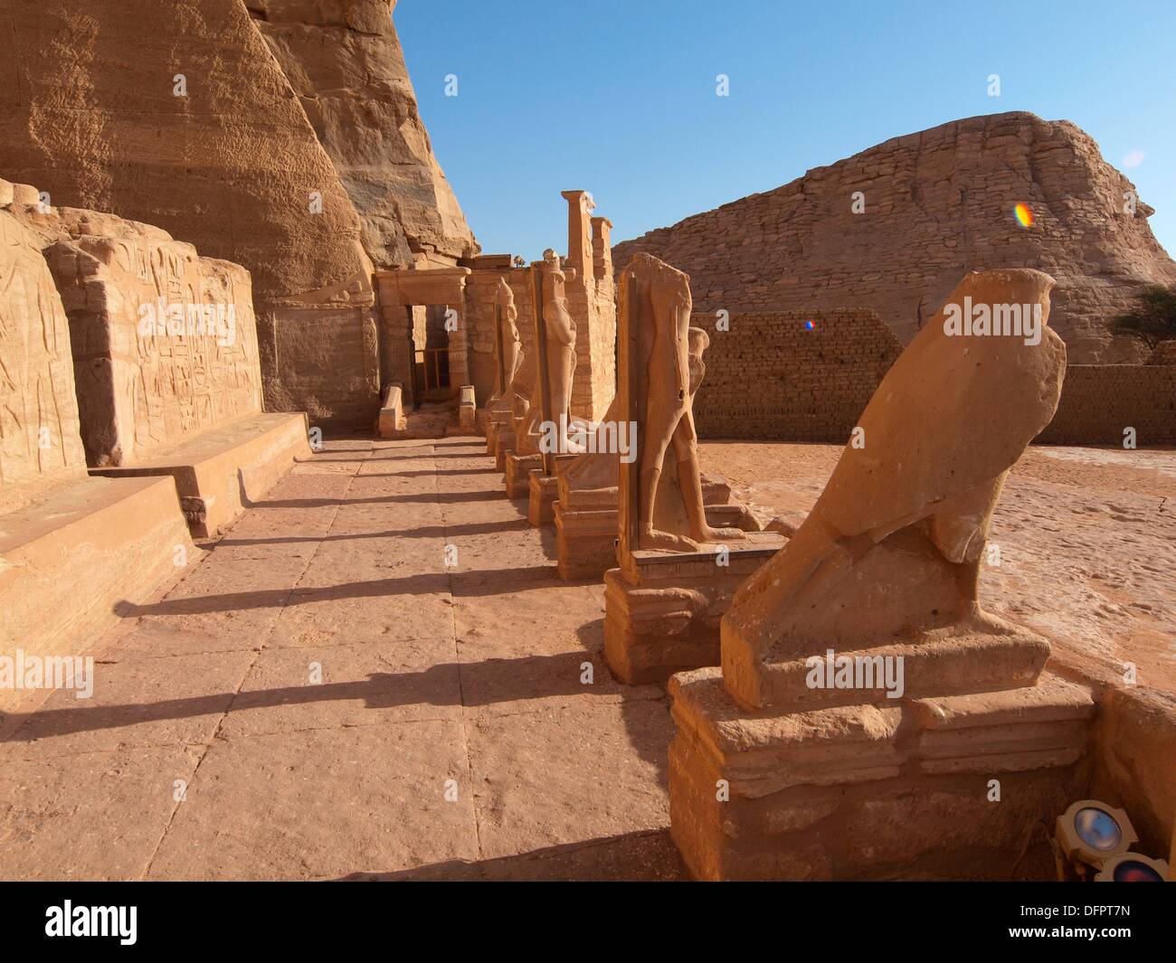 Palace Of Ramesses Ii High Resolution Stock Photography and Images - Alamy