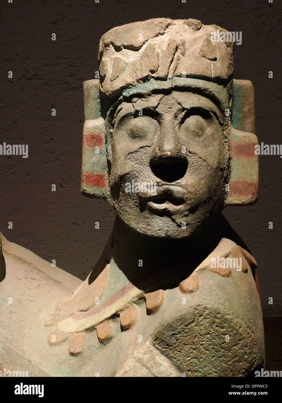 Chac mool hi-res stock photography and images - Alamy