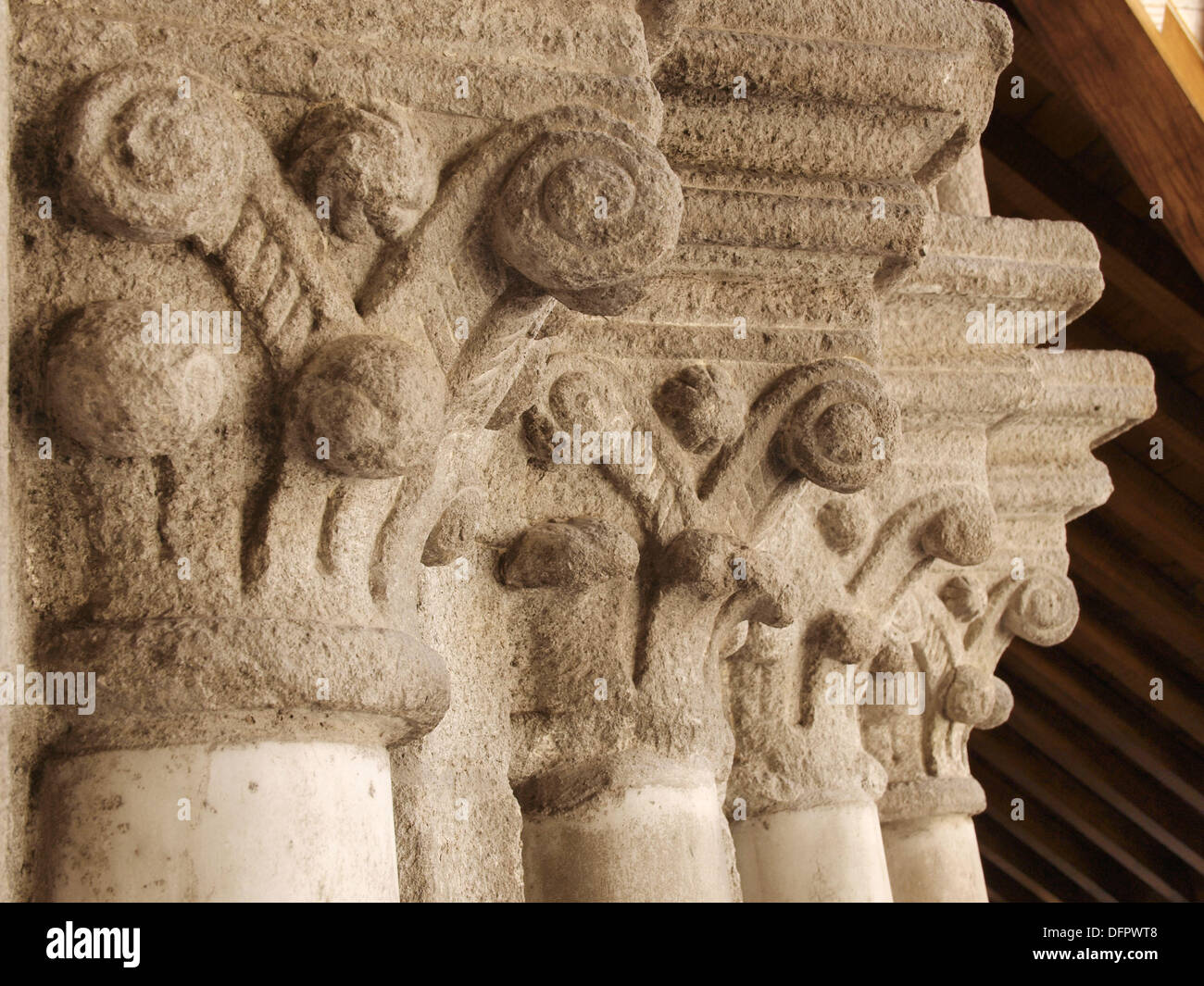 Capiteles hi-res stock photography and images - Alamy