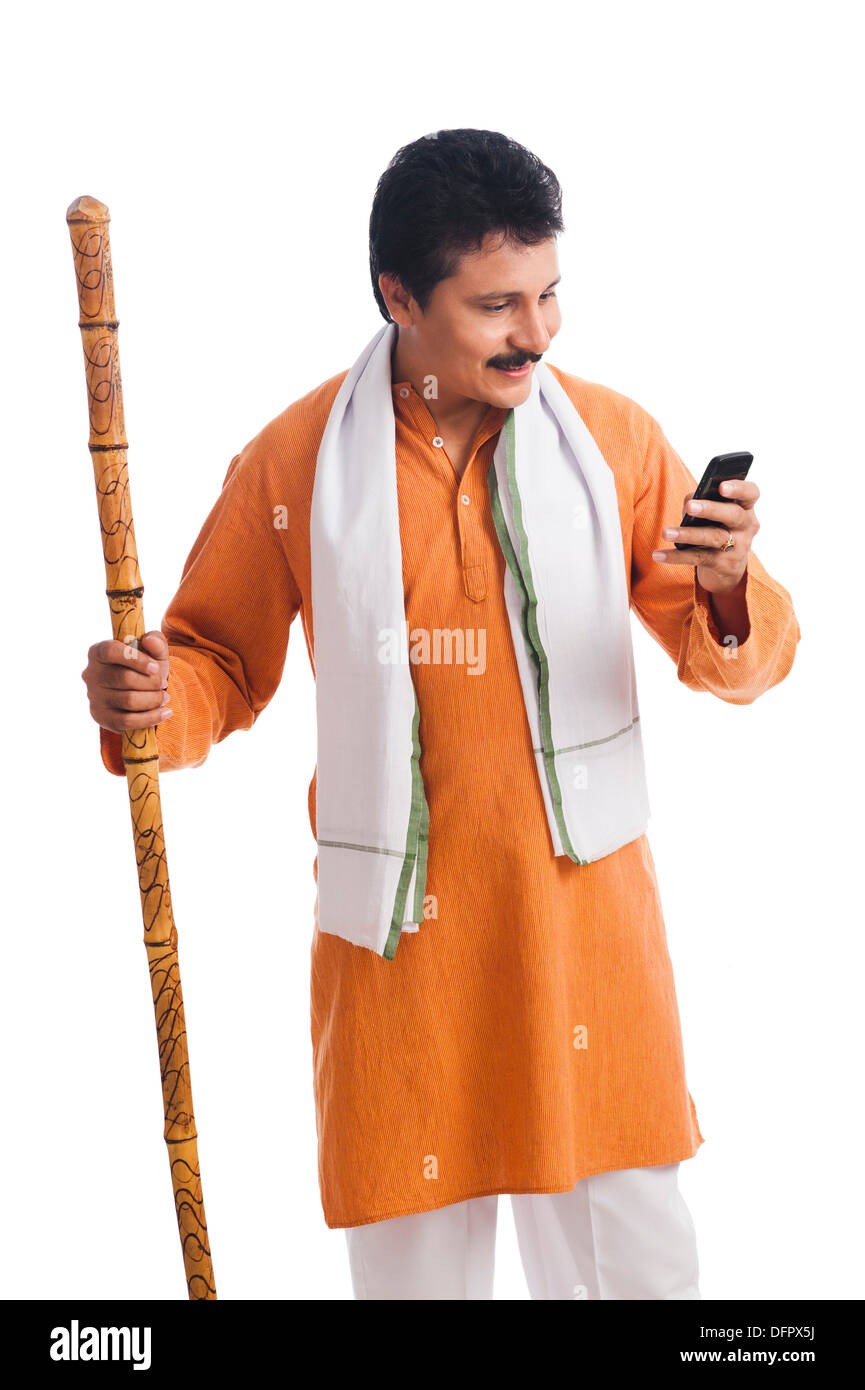 Indian farmer mobile phone hi-res stock photography and images - Alamy