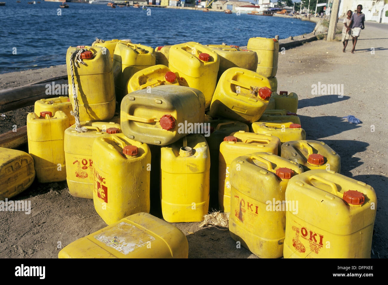 Tanzania pollution hi-res stock photography and images - Alamy