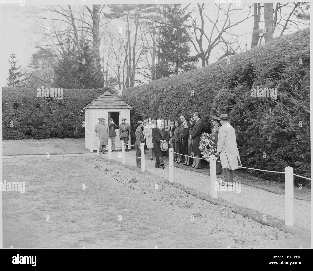 Death of franklin d roosevelt hi-res stock photography and images - Alamy