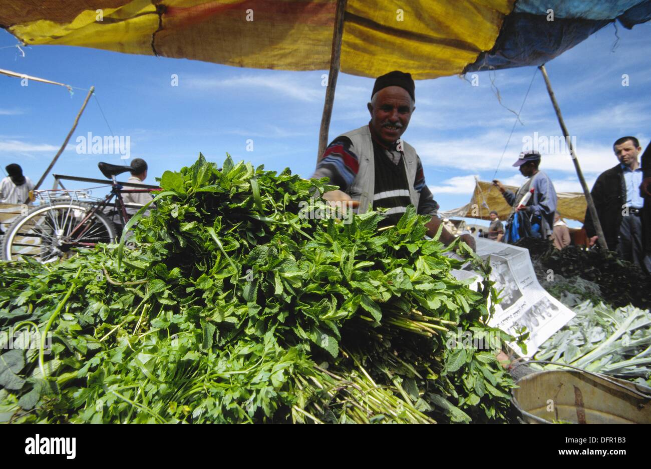 Azrou market hi-res stock photography and images - Alamy