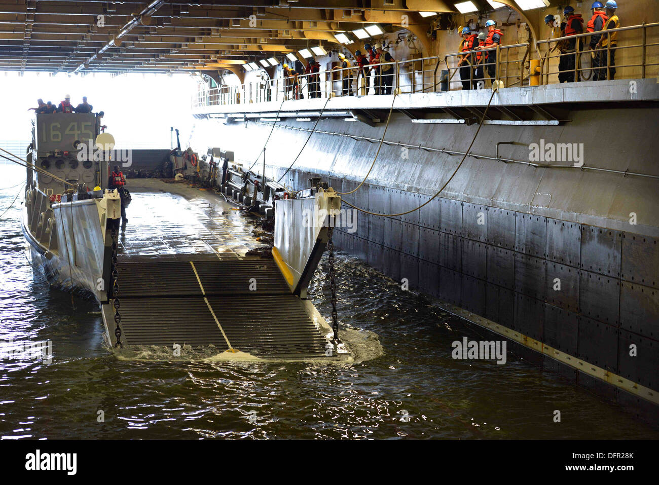 Ships deck hi-res stock photography and images - Alamy