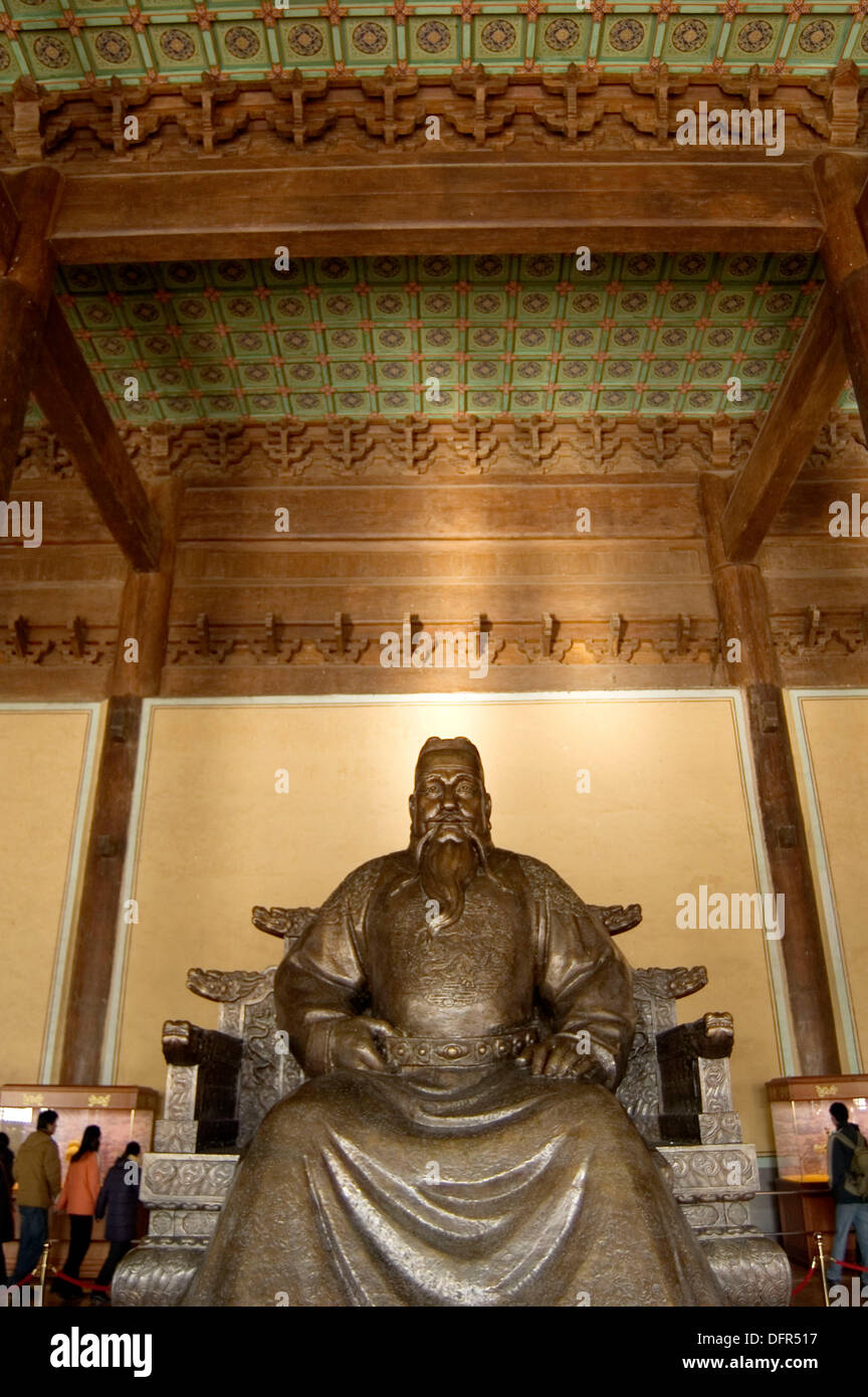 Emperor yongle hi-res stock photography and images - Alamy