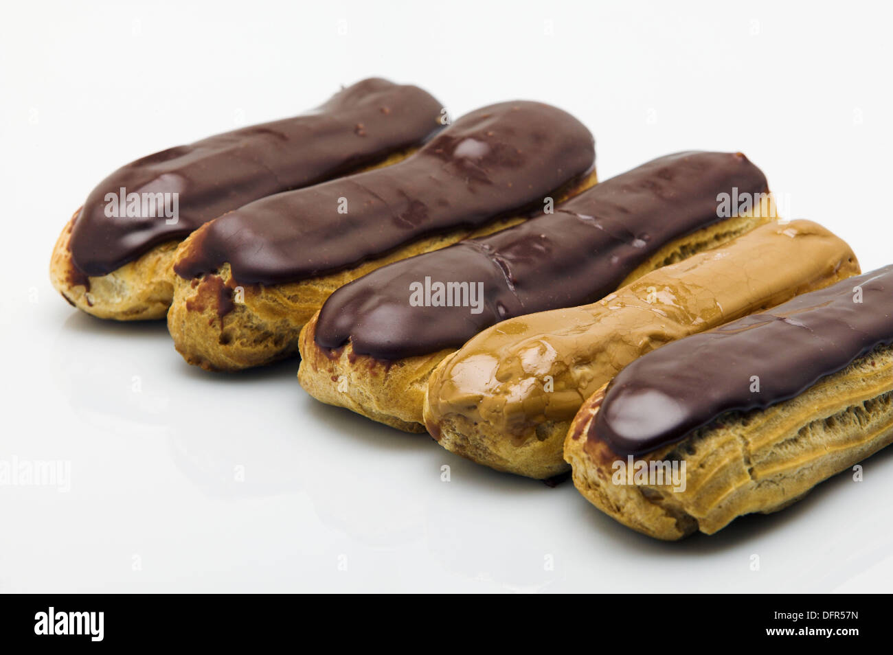 Eclair paris hi-res stock photography and images - Alamy