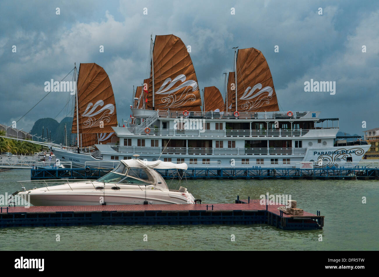 traditional junks in the harbour in Halong Bay, Vietnam Stock Photo - Alamy