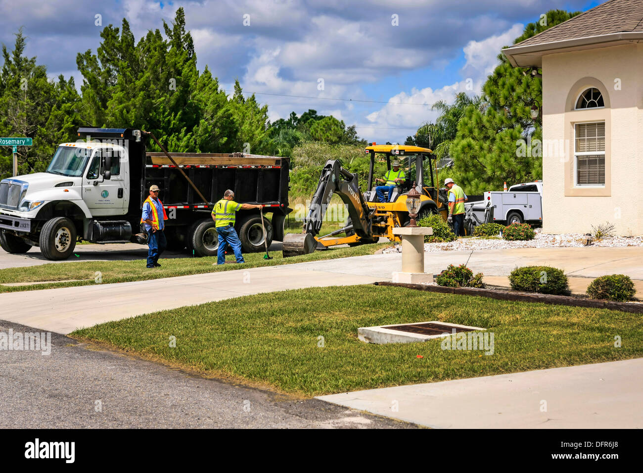 Dig out hi-res stock photography and images - Alamy