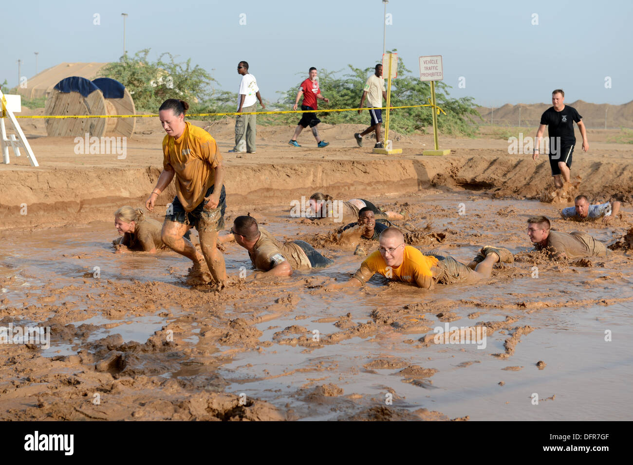 CAMP LEMONNIER, Djbouti (Sept. 28, 2013) Seabees assigned to Naval ...