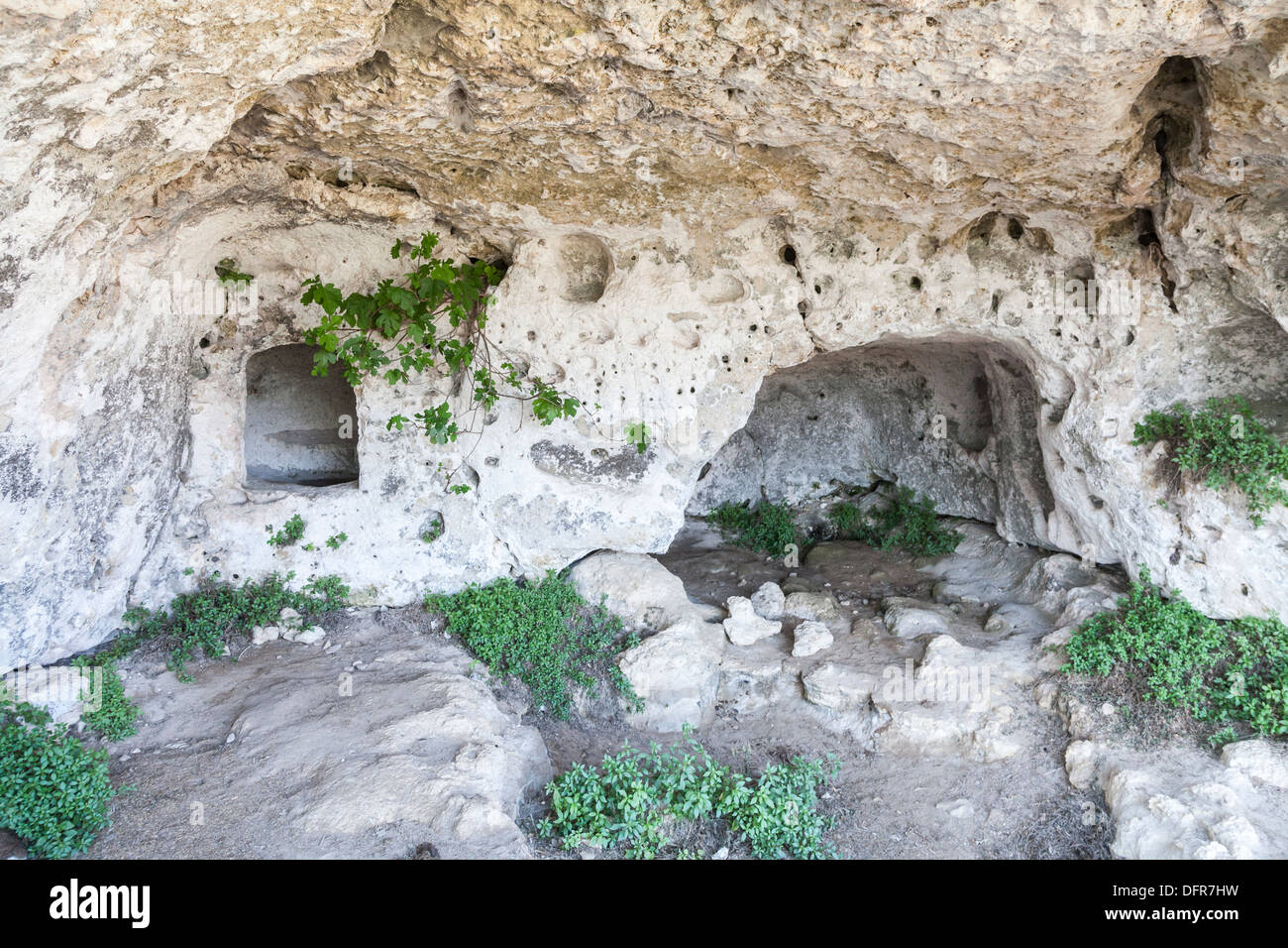 Cave dwelling in hi-res stock photography and images - Alamy