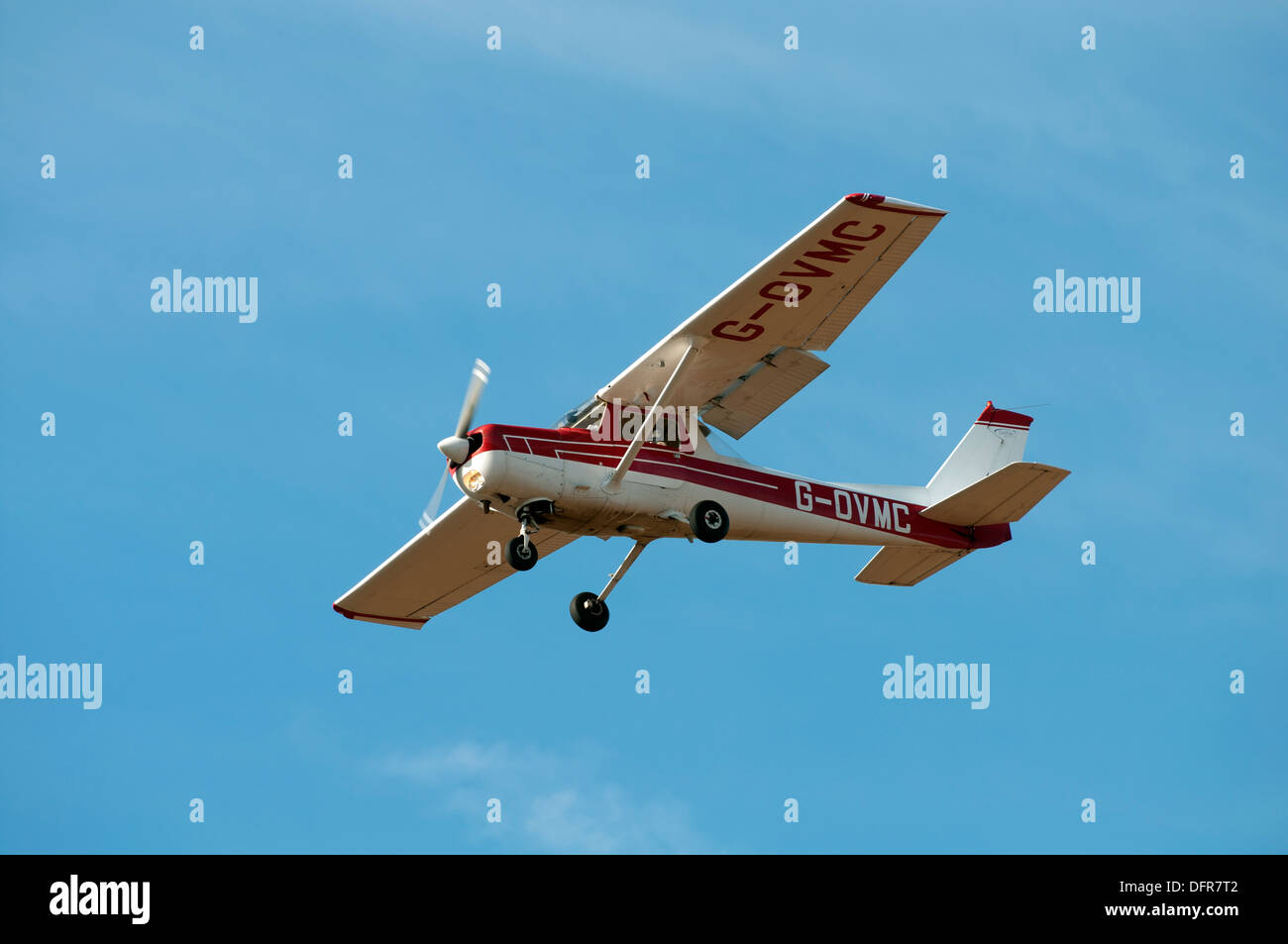 Reims Cessna F172 (G-OVMC) approaching Wellesbourne Airfield Stock ...