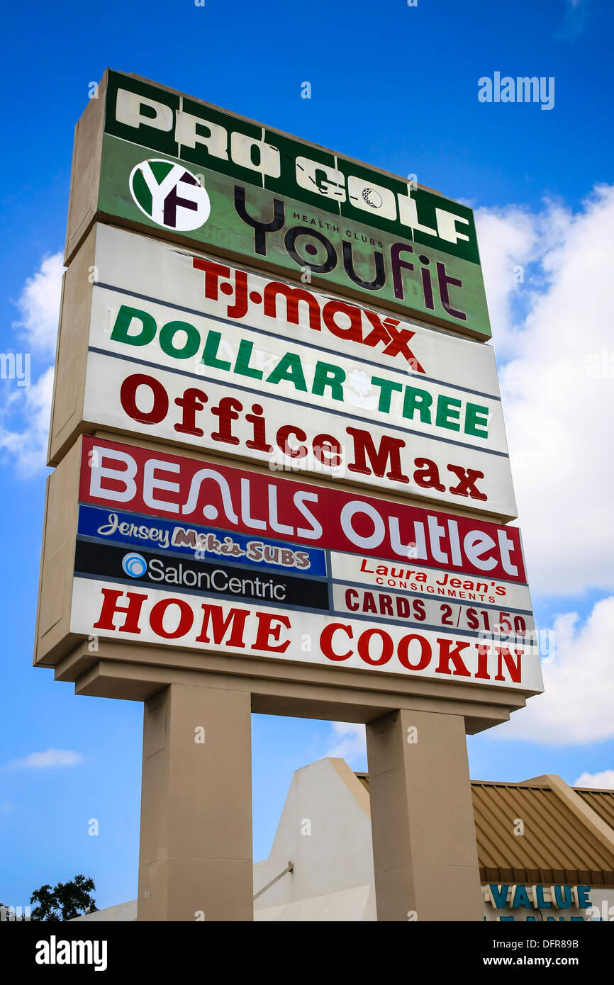 Billboard Overhead High Resolution Stock Photography and Images - Alamy