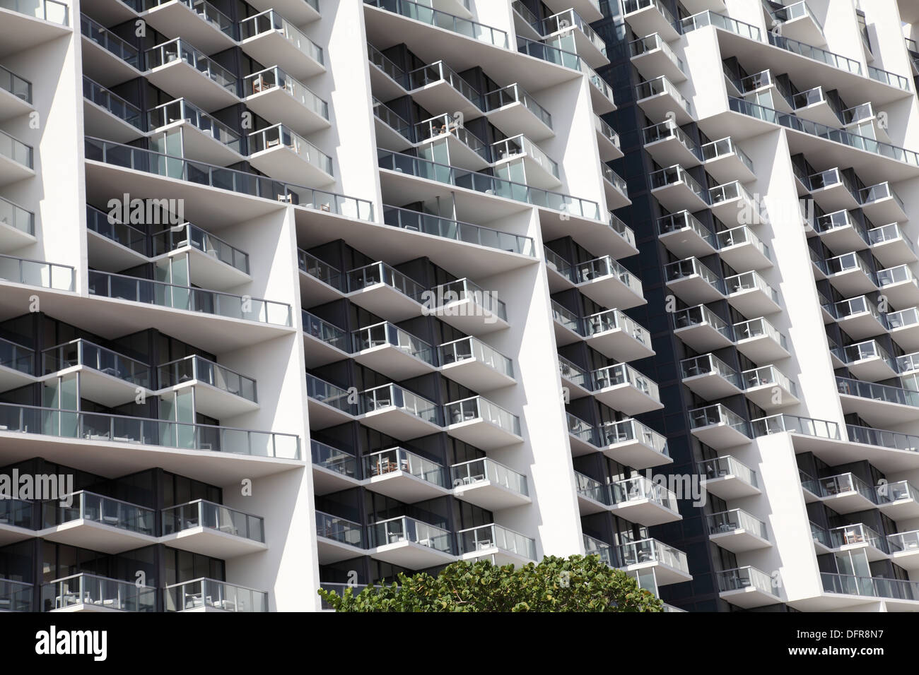 New building in miami beach hi-res stock photography and images - Alamy