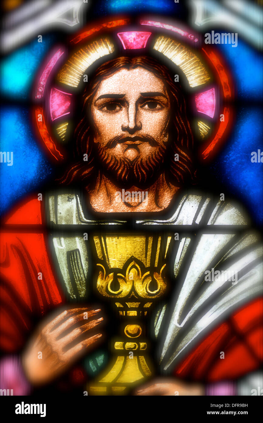 Jesus christ in stained glass hi-res stock photography and images - Alamy