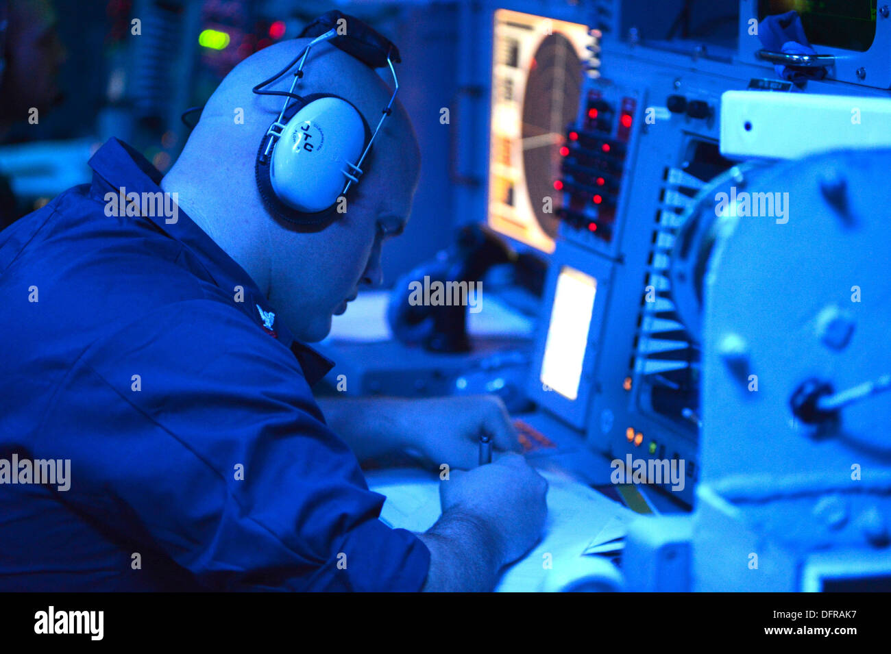 Fire controlman 2nd class james konopa hi-res stock photography and ...