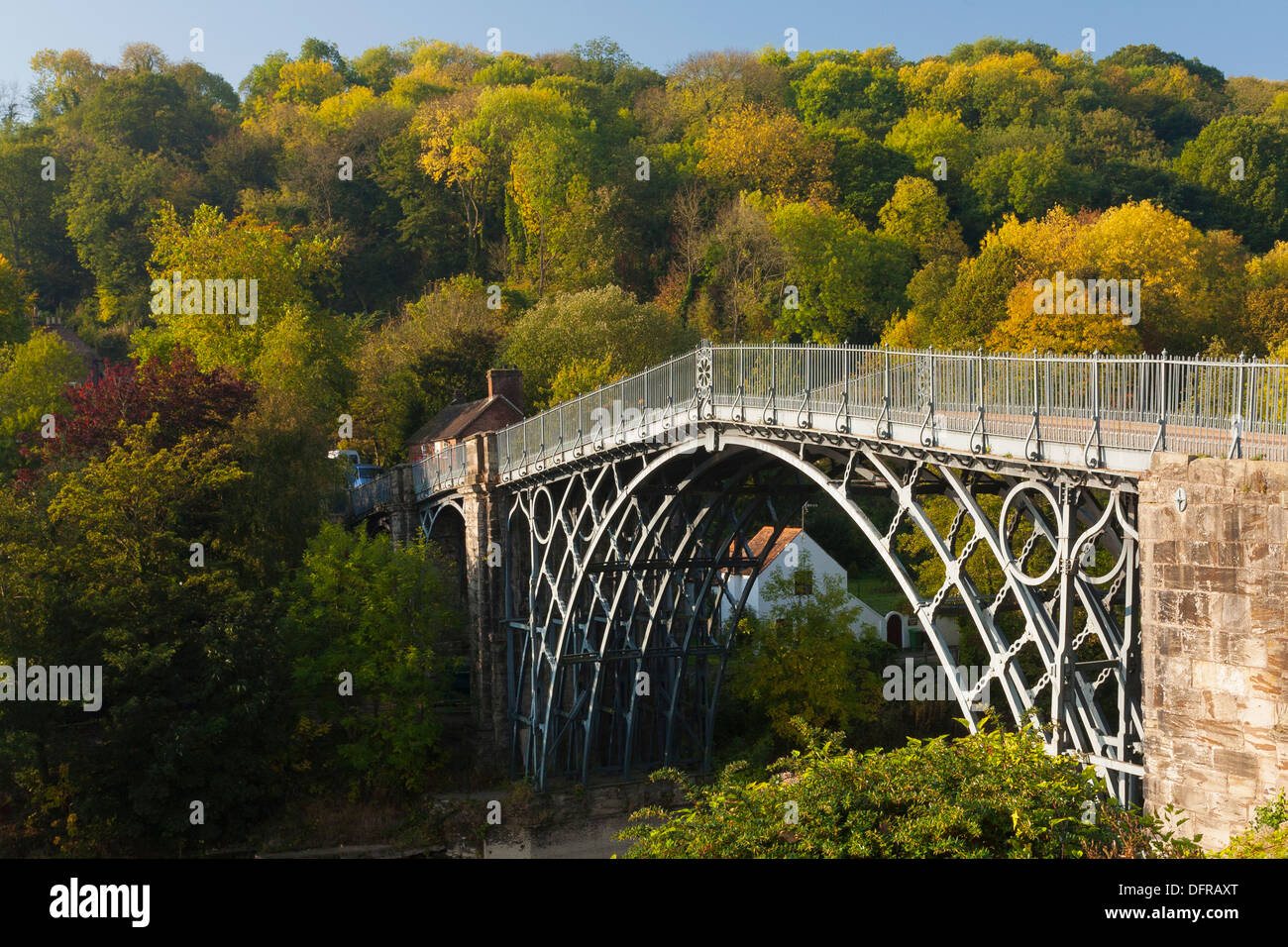 Ironbridge in ironbridge telford shropshire hi-res stock photography ...
