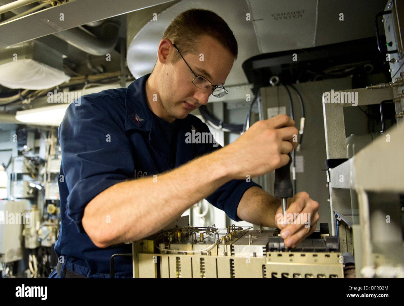 Navy ship control panel hi-res stock photography and images - Alamy