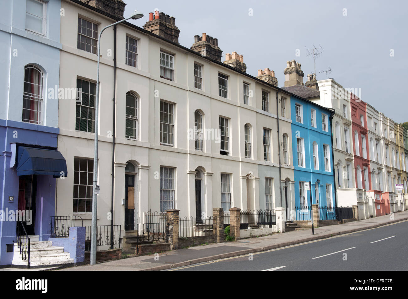 Residential Street Uk High Resolution Stock Photography and Images - Alamy