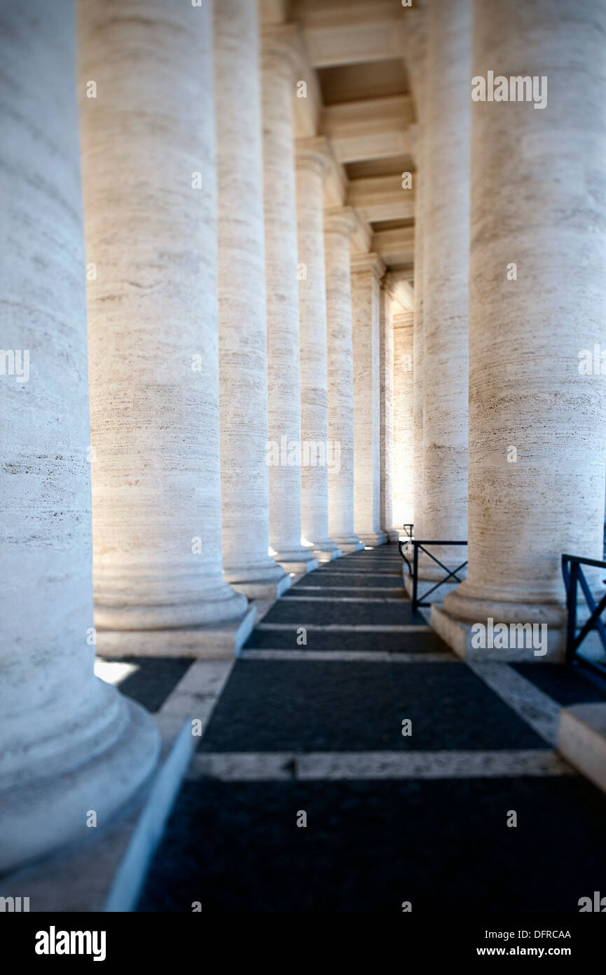 Gian lorenzo bernini colonnade hi-res stock photography and images - Alamy