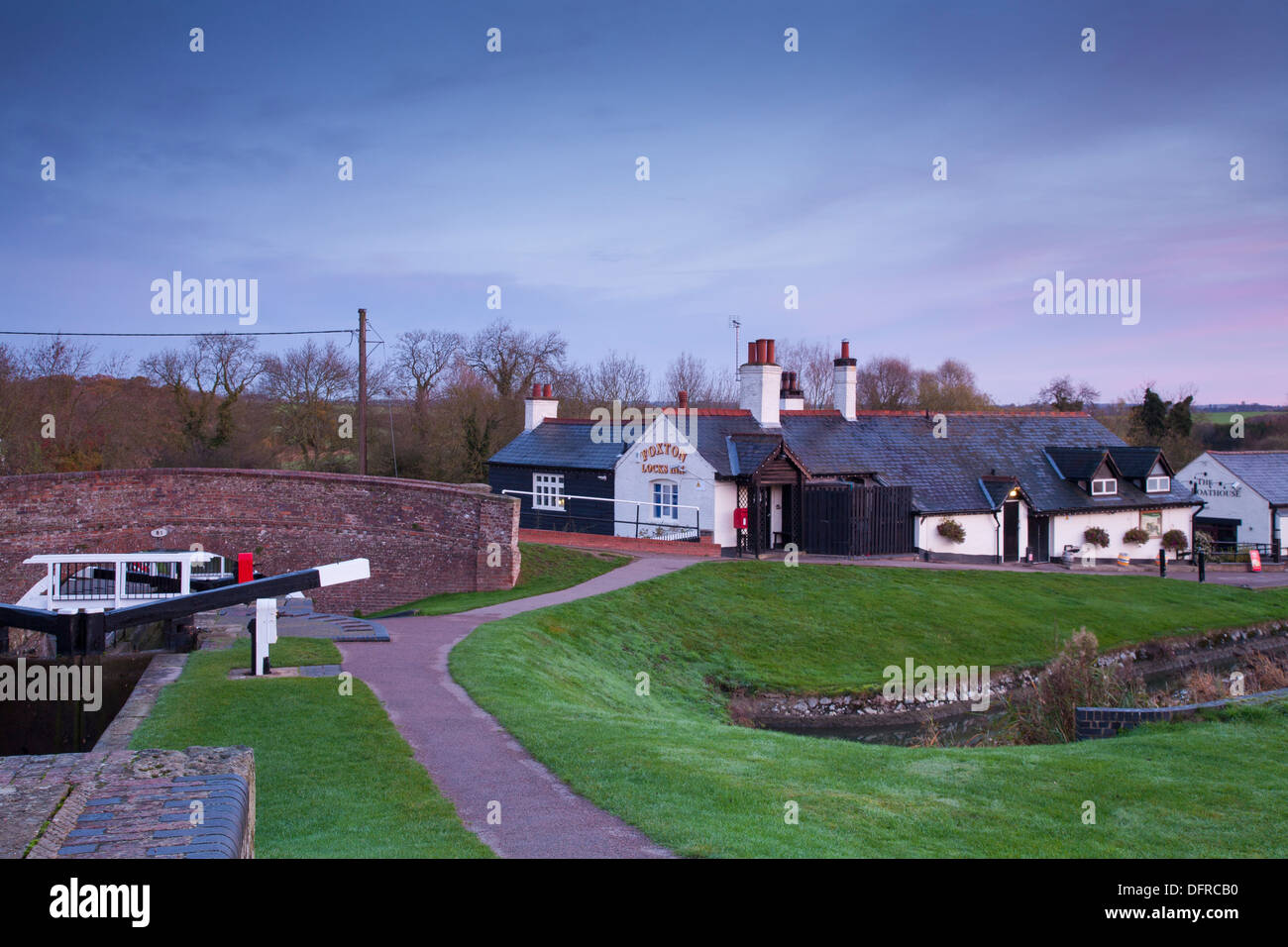 Locks inn hi-res stock photography and images - Alamy
