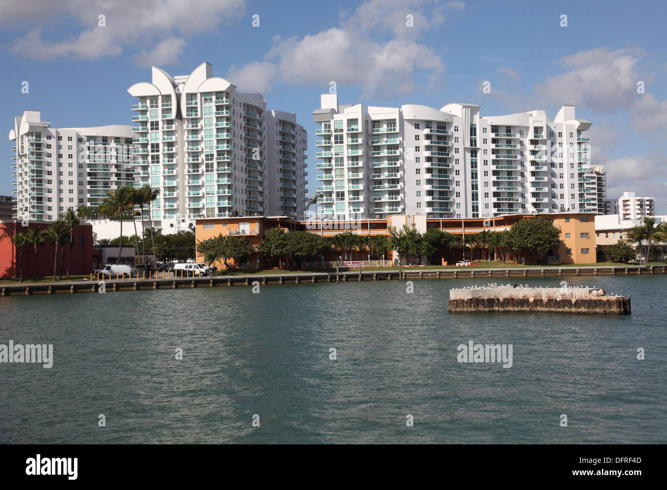 Buildings in North Bay Village, Miami Beach, Florida Stock Photo - Alamy