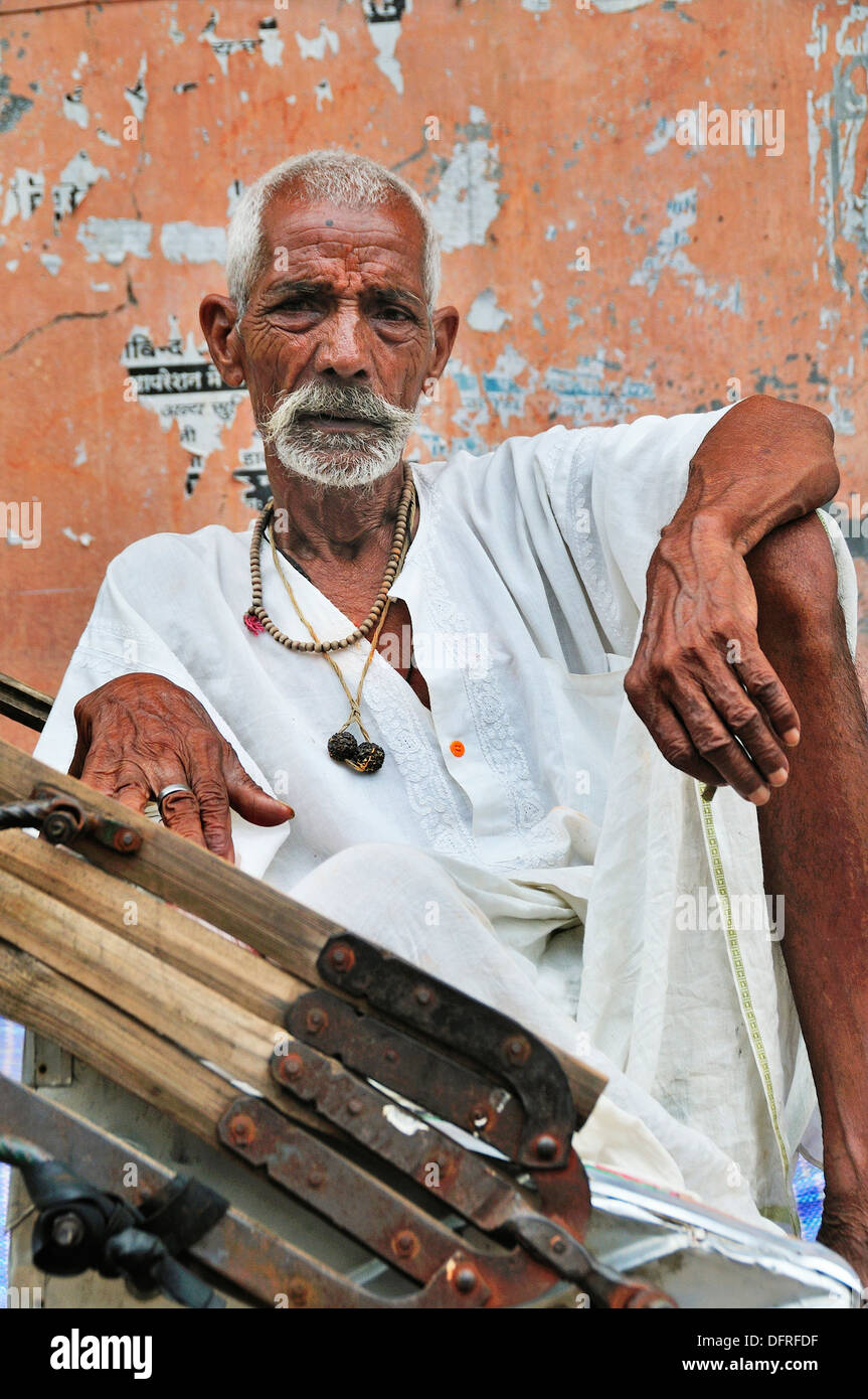 Rest shade hi-res stock photography and images - Alamy