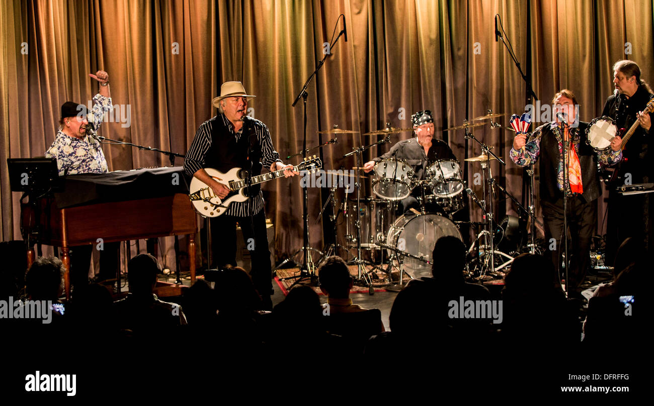 Los Angeles, CA, USA. 7th Oct, 2013.The Rascals perform at a members ...