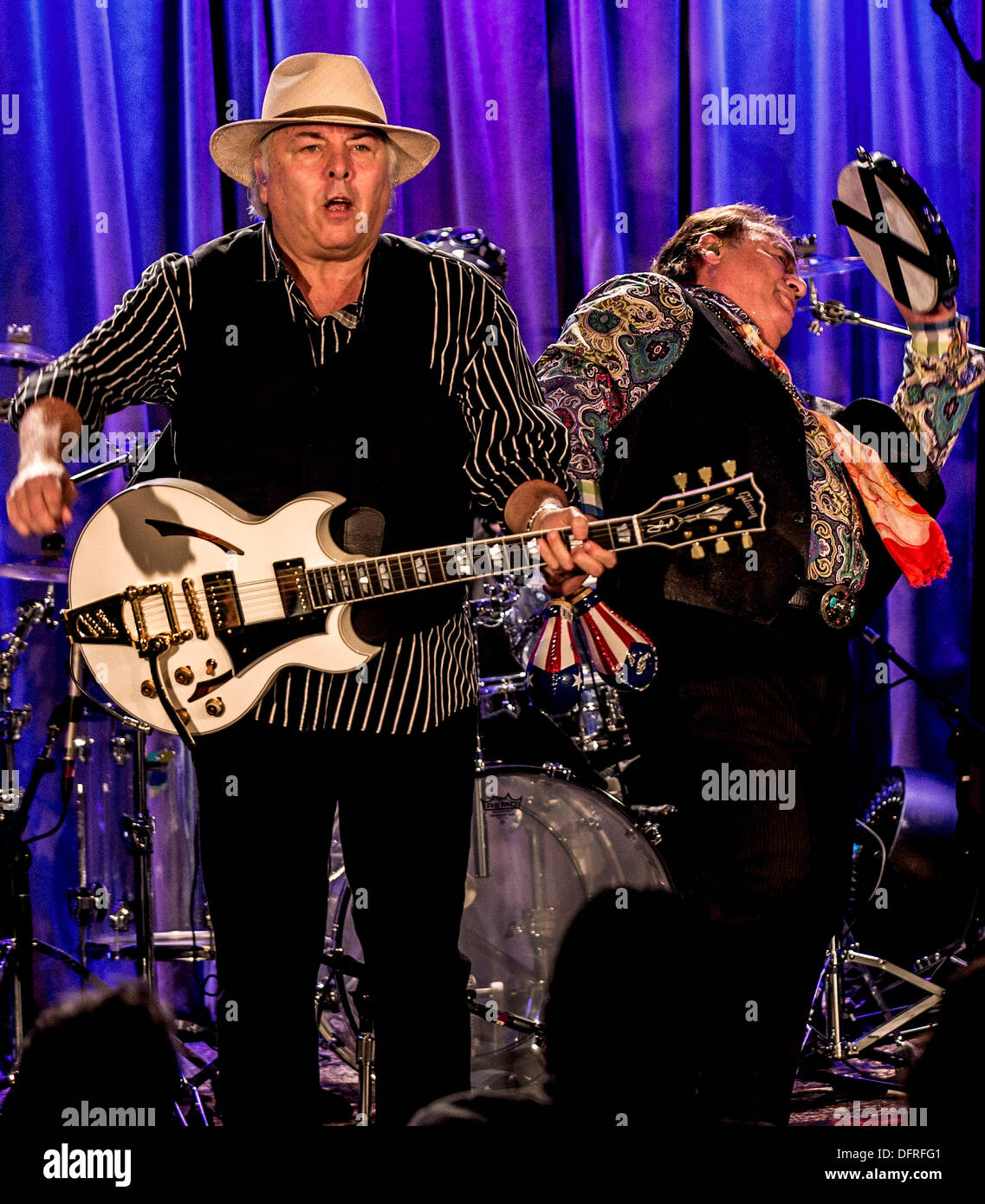 Los Angeles, CA, USA. 7th Oct, 2013.The Rascals perform at a members ...