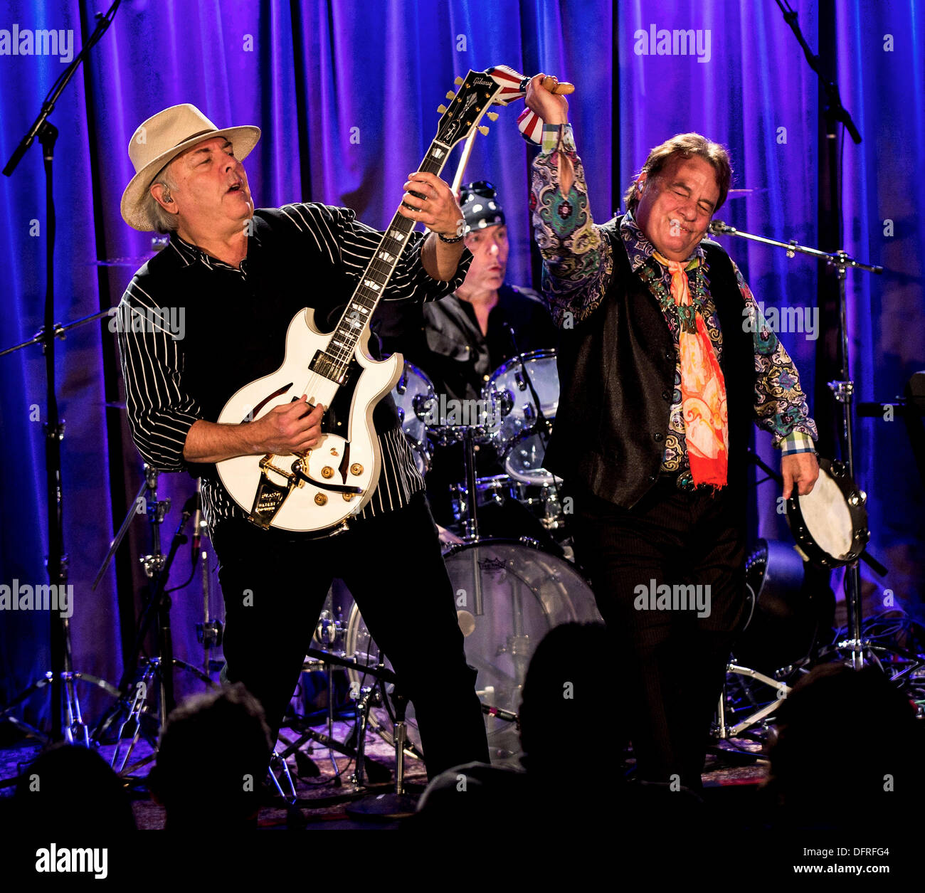 Los Angeles, CA, USA. 7th Oct, 2013.The Rascals perform at a members ...