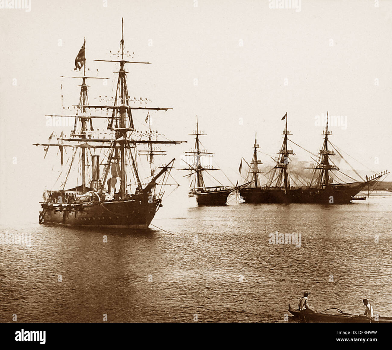 Victorian ships in harbour hi-res stock photography and images - Alamy