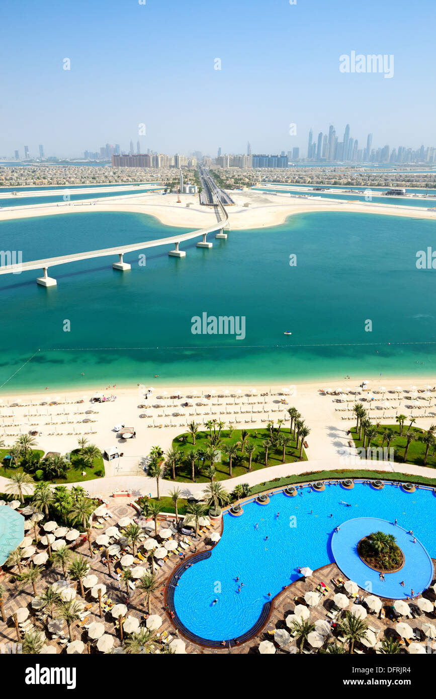 View on Jumeirah Palm man-made island, Dubai, UAE Stock Photo - Alamy