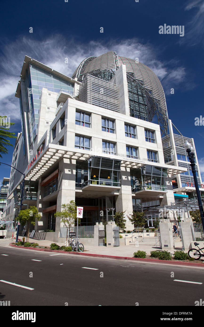 New San Diego Library building Stock Photo - Alamy