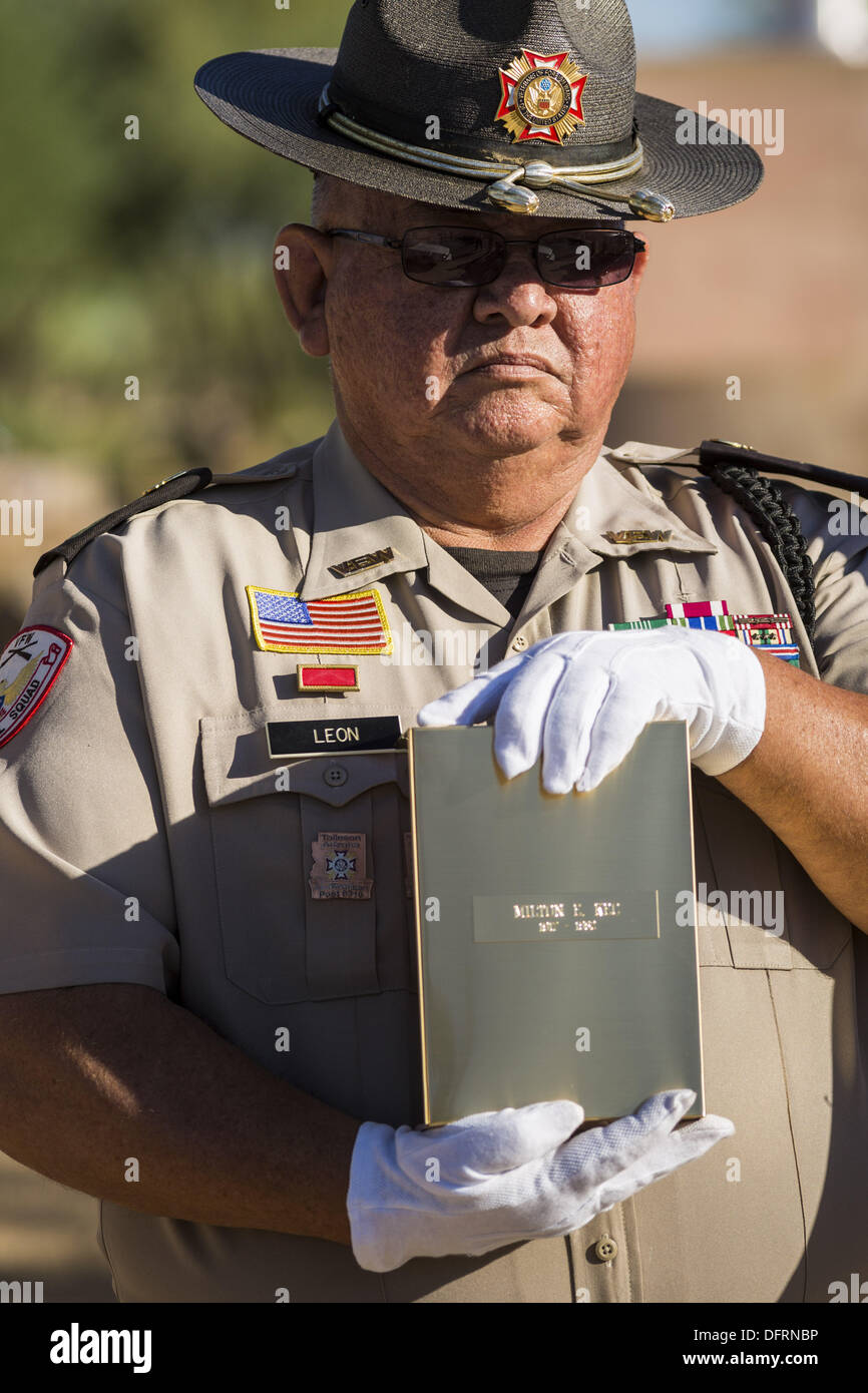 Phoenix, Arizona, USA. 8th Oct, 2013. A member of Veterans Of Foreign ...